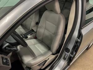 Grey Volvo V50 2008 in Jurmala, with an engine capacity of 2.00 L and mileage of 307 thousand km for 4450 €, photo 17 on AUTOMOTO.COM.LV
