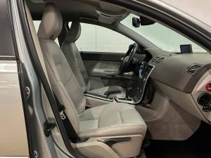 Grey Volvo V50 2008 in Jurmala, with an engine capacity of 2.00 L and mileage of 307 thousand km for 4450 €, photo 19 on AUTOMOTO.COM.LV