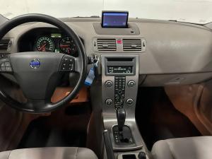 Grey Volvo V50 2008 in Jurmala, with an engine capacity of 2.00 L and mileage of 307 thousand km for 4450 €, photo 23 on AUTOMOTO.COM.LV