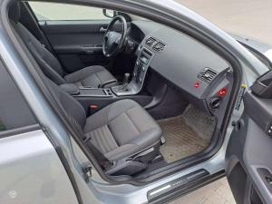Grey Volvo V50 2008 in Siauliai, with an engine capacity of 1.56 L and mileage of 243 thousand km for 2950 €, photo 11 on AUTOMOTO.COM.LV