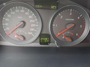 Grey Volvo V50 2008 in Siauliai, with an engine capacity of 1.56 L and mileage of 243 thousand km for 2950 €, photo 16 on AUTOMOTO.COM.LV