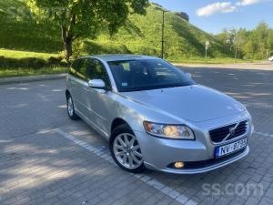 Серый Вольво В50 2008 в Резекне, объемом двигателя 2.00 л и пробегом 0 тыс. км за 3350 €, фото 4 на AUTOMOTO.COM.LV