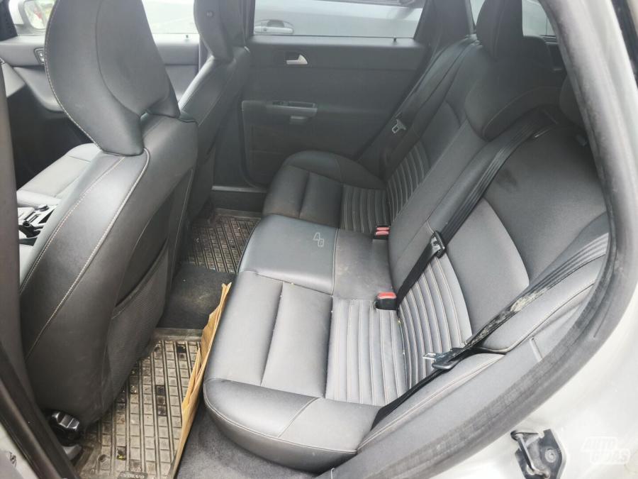 Pelēks Volvo V50 2008 Kauņa, ar dzinēja tilpumu 2.40 L un nobraukumu 310 tūkst. km par 750 €, foto 12 vietnē AUTOMOTO.COM.LV