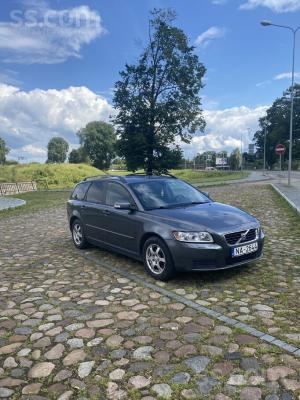 Pelēks Volvo V50 2008 Daugavpils, ar dzinēja tilpumu 1.60 L un nobraukumu 280 tūkst. km par 2700 €, foto 3 vietnē AUTOMOTO.COM.LV