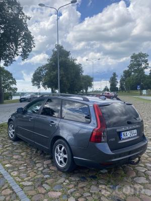 Pelēks Volvo V50 2008 Daugavpils, ar dzinēja tilpumu 1.60 L un nobraukumu 280 tūkst. km par 2700 €, foto 5 vietnē AUTOMOTO.COM.LV