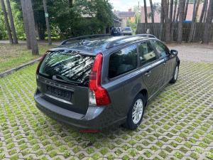 Серый Вольво В50 2008 в Каунас, объемом двигателя 1.60 л и пробегом 192 тыс. км за 2850 €, фото 4 на AUTOMOTO.COM.LV