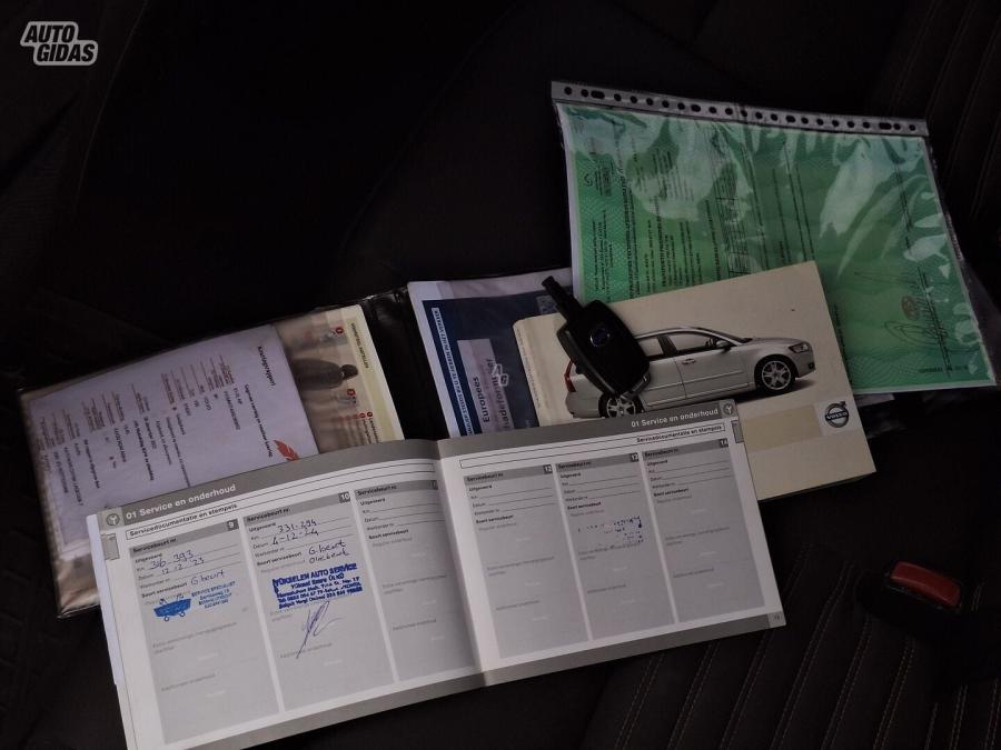 Grey Volvo V50 2008 in Vilnius, with an engine capacity of 2.40 L and mileage of 360 thousand km for 3000 €, photo 22 on AUTOMOTO.COM.LV
