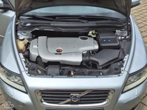 Grey Volvo V50 2008 in Vilnius, with an engine capacity of 2.40 L and mileage of 360 thousand km for 3000 €, photo 23 on AUTOMOTO.COM.LV