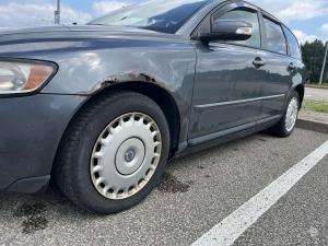 Pelēks Volvo V50 2008 Viļņa, ar dzinēja tilpumu 1.56 L un nobraukumu 324 tūkst. km par 1850 €, foto 9 vietnē AUTOMOTO.COM.LV