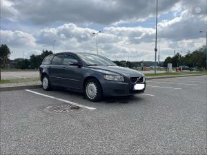 Pelēks Volvo V50 2008 Viļņa, ar dzinēja tilpumu 1.56 L un nobraukumu 324 tūkst. km par 1850 €, foto 12 vietnē AUTOMOTO.COM.LV