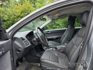 Pelēks Volvo V50 2008 Tukums, ar dzinēja tilpumu 1.60 L un nobraukumu 323 tūkst. km par 1990 €, foto 6 vietnē AUTOMOTO.COM.LV