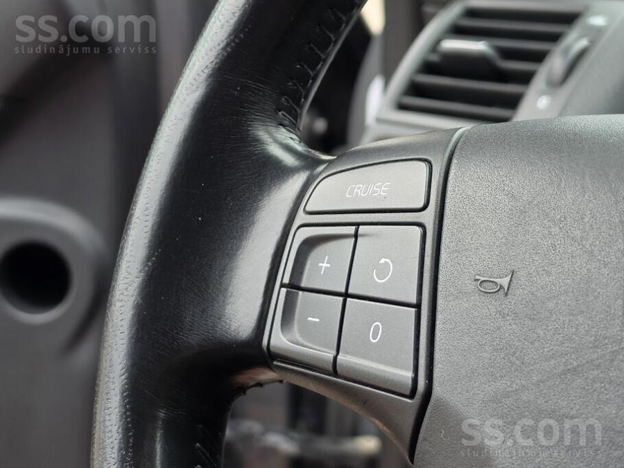 Pelēks Volvo V50 2008 Tukums, ar dzinēja tilpumu 1.60 L un nobraukumu 323 tūkst. km par 1990 €, foto 11 vietnē AUTOMOTO.COM.LV