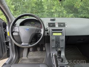 Pelēks Volvo V50 2008 Tukums, ar dzinēja tilpumu 1.60 L un nobraukumu 323 tūkst. km par 1990 €, foto 13 vietnē AUTOMOTO.COM.LV