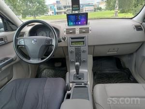 Серый Вольво В50 2008 в Рига, объемом двигателя 2.40 л и пробегом 226 тыс. км за 2900 €, фото 6 на AUTOMOTO.COM.LV