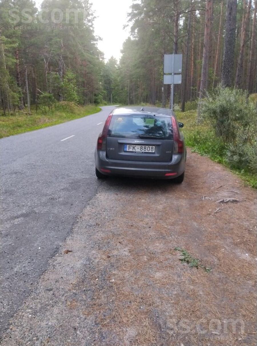 Pelēks Volvo V50 2008 Rīga, ar dzinēja tilpumu 2.00 L un nobraukumu 0 tūkst. km par 1800 €, foto 6 vietnē AUTOMOTO.COM.LV