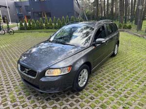 Grey Volvo V50 2008 in Kaunas, with an engine capacity of 1.56 L and mileage of 190 thousand km for 2350 €, photo  on AUTOMOTO.COM.LV