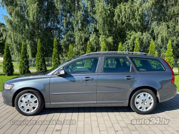 Pelēks Volvo V50 2008 Tartu, ar dzinēja tilpumu 2.00 L un nobraukumu 227 tūkst. km par 4190 €, foto 10 vietnē AUTOMOTO.COM.LV