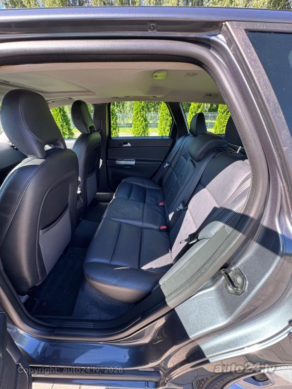 Grey Volvo V50 2008 in Tartu, with an engine capacity of 2.00 L and mileage of 227 thousand km for 4190 €, photo 7 on AUTOMOTO.COM.LV
