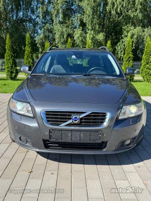 Grey Volvo V50 2008 in Tartu, with an engine capacity of 2.00 L and mileage of 227 thousand km for 4190 €, photo 13 on AUTOMOTO.COM.LV