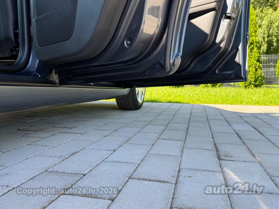 Grey Volvo V50 2008 in Tartu, with an engine capacity of 2.00 L and mileage of 227 thousand km for 4190 €, photo 25 on AUTOMOTO.COM.LV