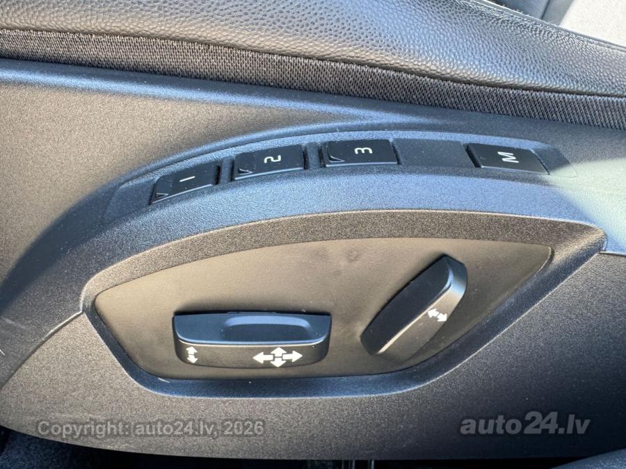 Grey Volvo V50 2008 in Tartu, with an engine capacity of 2.00 L and mileage of 227 thousand km for 4190 €, photo 26 on AUTOMOTO.COM.LV