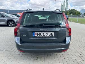 Pelēks Volvo V50 2008 Šauļi, ar dzinēja tilpumu 1.56 L un nobraukumu 244 tūkst. km par 1750 €, foto 6 vietnē AUTOMOTO.COM.LV