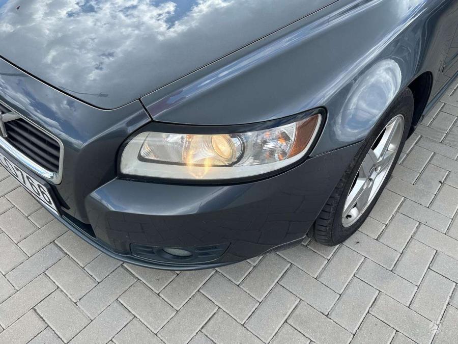 Pelēks Volvo V50 2008 Šauļi, ar dzinēja tilpumu 1.56 L un nobraukumu 244 tūkst. km par 1750 €, foto 9 vietnē AUTOMOTO.COM.LV