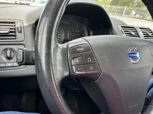 Pelēks Volvo V50 2008 Šauļi, ar dzinēja tilpumu 1.56 L un nobraukumu 244 tūkst. km par 1750 €, foto 14 vietnē AUTOMOTO.COM.LV