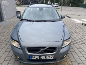 Серый Вольво В50 2008 в Расейняй, объемом двигателя 2.00 л и пробегом 300 тыс. км за 1850 €, фото 7 на AUTOMOTO.COM.LV