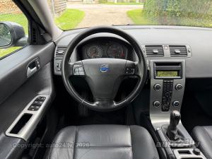 Pelēks Volvo V50 2008 Tallina, ar dzinēja tilpumu 1.60 L un nobraukumu 198 tūkst. km par 3999 €, foto 5 vietnē AUTOMOTO.COM.LV