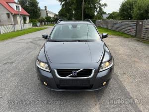 Pelēks Volvo V50 2008 Tallina, ar dzinēja tilpumu 1.60 L un nobraukumu 198 tūkst. km par 3999 €, foto 8 vietnē AUTOMOTO.COM.LV