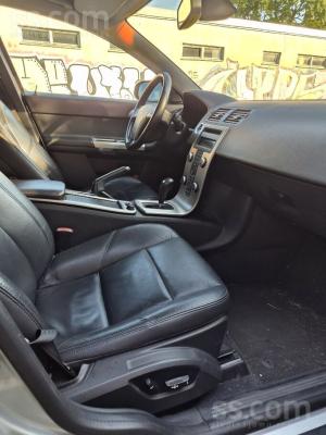 Pelēks Volvo V50 2008 Rīga, ar dzinēja tilpumu 2.00 L un nobraukumu 324 tūkst. km par 1430 €, foto 4 vietnē AUTOMOTO.COM.LV