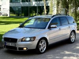 Серый Вольво В50 2008 в Каунас, объемом двигателя 2.40 л и пробегом 322 тыс. км за 3000 €, фото 3 на AUTOMOTO.COM.LV