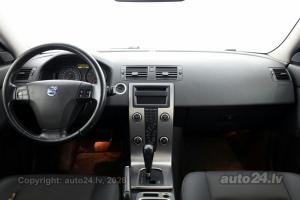 Grey Volvo V50 2008 in Tallinn, with an engine capacity of 2.40 L and mileage of 257 thousand km for 1999 €, photo 6 on AUTOMOTO.COM.LV