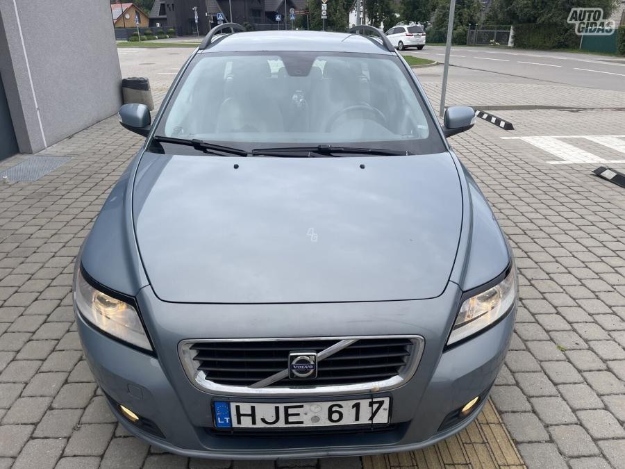Pelēks Volvo V50 2008 Viļņa, ar dzinēja tilpumu 2.00 L un nobraukumu 300 tūkst. km par 1850 €, foto 7 vietnē AUTOMOTO.COM.LV
