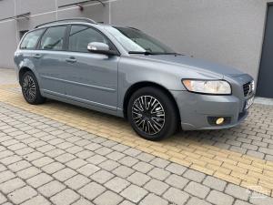 Pelēks Volvo V50 2008 Viļņa, ar dzinēja tilpumu 2.00 L un nobraukumu 300 tūkst. km par 1850 €, foto 10 vietnē AUTOMOTO.COM.LV