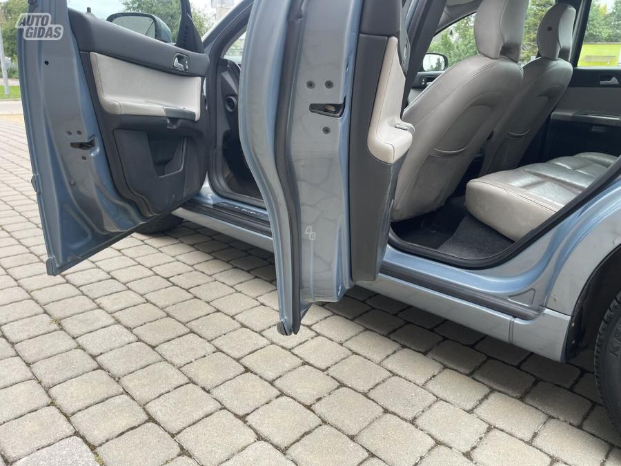 Pelēks Volvo V50 2008 Viļņa, ar dzinēja tilpumu 2.00 L un nobraukumu 300 tūkst. km par 1850 €, foto 18 vietnē AUTOMOTO.COM.LV
