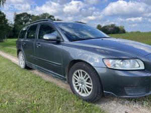 Pelēks Volvo V50 2008 Talsi, ar dzinēja tilpumu 1.60 L un nobraukumu 312 tūkst. km par 2000 €, foto 5 vietnē AUTOMOTO.COM.LV