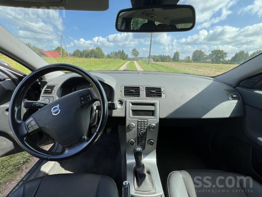 Pelēks Volvo V50 2008 Talsi, ar dzinēja tilpumu 1.60 L un nobraukumu 312 tūkst. km par 2000 €, foto 9 vietnē AUTOMOTO.COM.LV