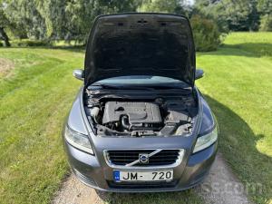 Pelēks Volvo V50 2008 Talsi, ar dzinēja tilpumu 1.60 L un nobraukumu 312 tūkst. km par 2000 €, foto 13 vietnē AUTOMOTO.COM.LV