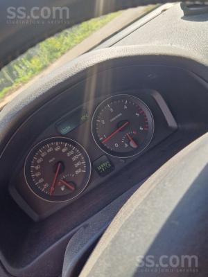 Grey Volvo V50 2008 in Valmiera, with an engine capacity of 2.00 L and mileage of 370 thousand km for 2100 €, photo 11 on AUTOMOTO.COM.LV
