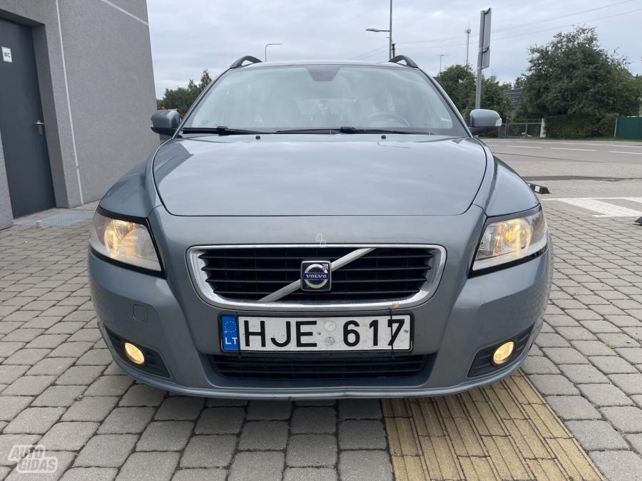 Pelēks Volvo V50 2008 Viļņa, ar dzinēja tilpumu 2.00 L un nobraukumu 300 tūkst. km par 1800 €, foto 8 vietnē AUTOMOTO.COM.LV
