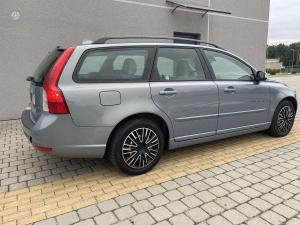 Grey Volvo V50 2008 in Vilnius, with an engine capacity of 2.00 L and mileage of 300 thousand km for 1800 €, photo 12 on AUTOMOTO.COM.LV