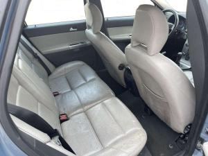 Grey Volvo V50 2008 in Vilnius, with an engine capacity of 2.00 L and mileage of 300 thousand km for 1800 €, photo 26 on AUTOMOTO.COM.LV