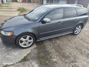 Pelēks Volvo V50 2008 Liepāja, ar dzinēja tilpumu 2.00 L un nobraukumu 311 tūkst. km par 2700 €, foto 3 vietnē AUTOMOTO.COM.LV