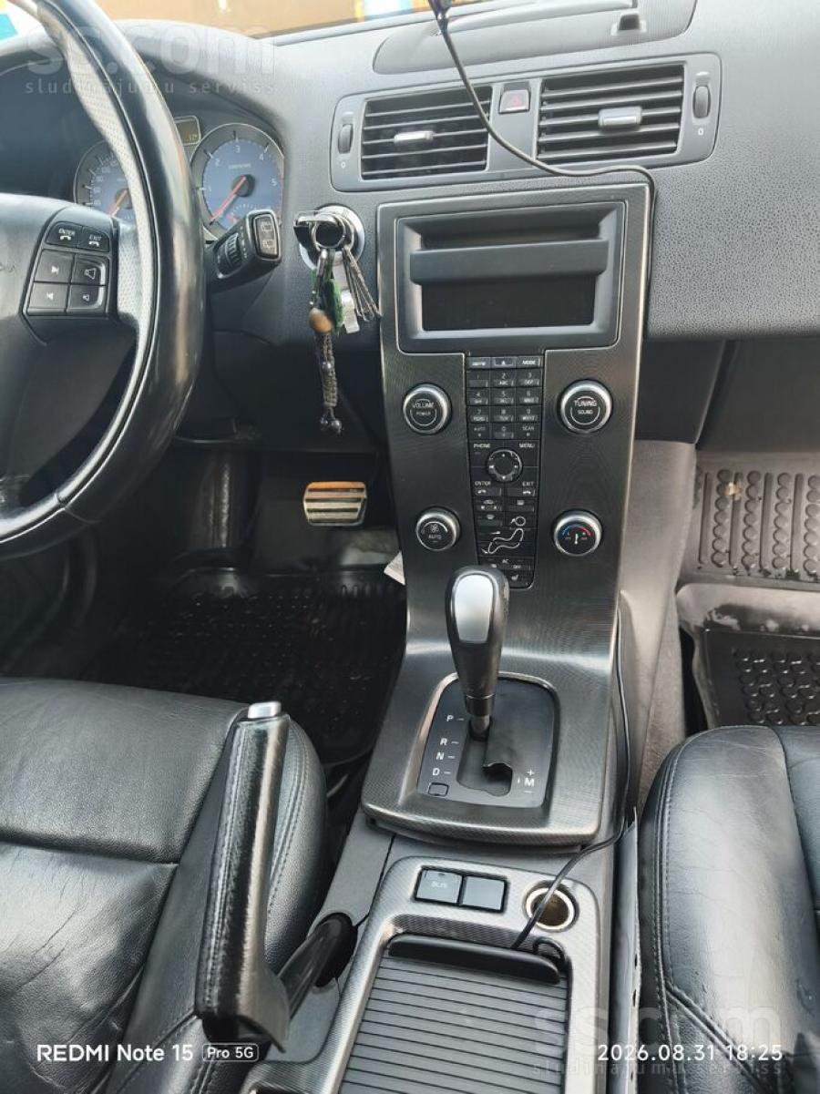 Pelēks Volvo V50 2008 Liepāja, ar dzinēja tilpumu 2.00 L un nobraukumu 311 tūkst. km par 2700 €, foto 11 vietnē AUTOMOTO.COM.LV