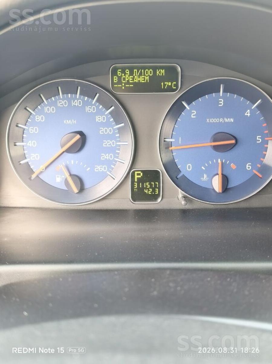 Pelēks Volvo V50 2008 Liepāja, ar dzinēja tilpumu 2.00 L un nobraukumu 311 tūkst. km par 2700 €, foto 16 vietnē AUTOMOTO.COM.LV