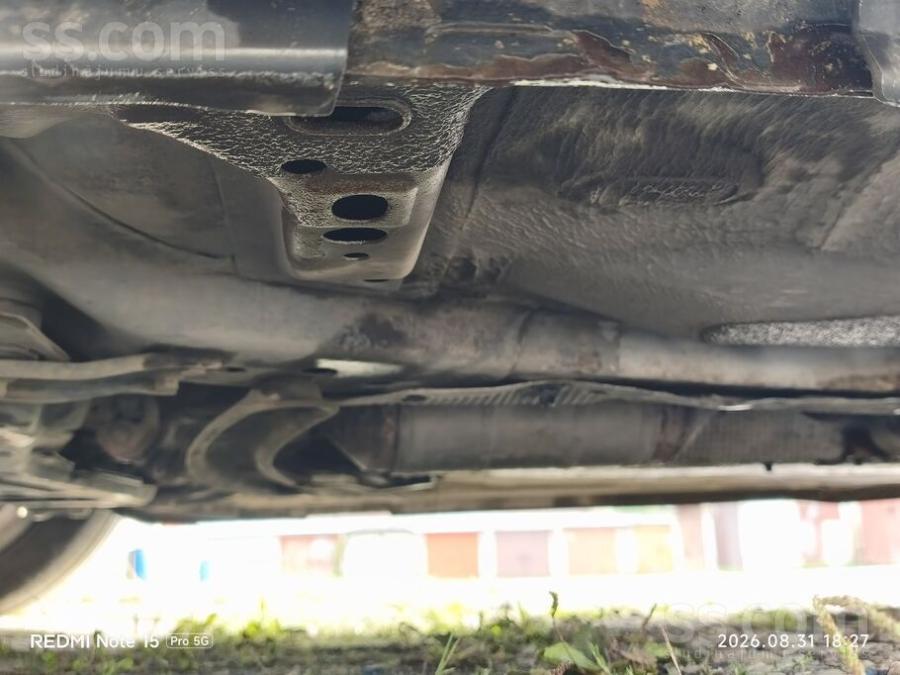 Pelēks Volvo V50 2008 Liepāja, ar dzinēja tilpumu 2.00 L un nobraukumu 311 tūkst. km par 2700 €, foto 22 vietnē AUTOMOTO.COM.LV
