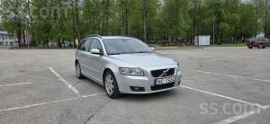Grey Volvo V50 2008 in Jekabpils, with an engine capacity of 2.00 L and mileage of 236 thousand km for 3200 €, photo  on AUTOMOTO.COM.LV