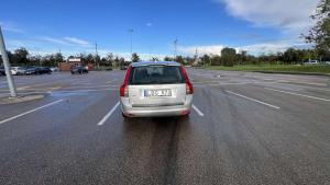 Pelēks Volvo V50 2008 Šauļi, ar dzinēja tilpumu 2.00 L un nobraukumu 258 tūkst. km par 2000 €, foto 7 vietnē AUTOMOTO.COM.LV